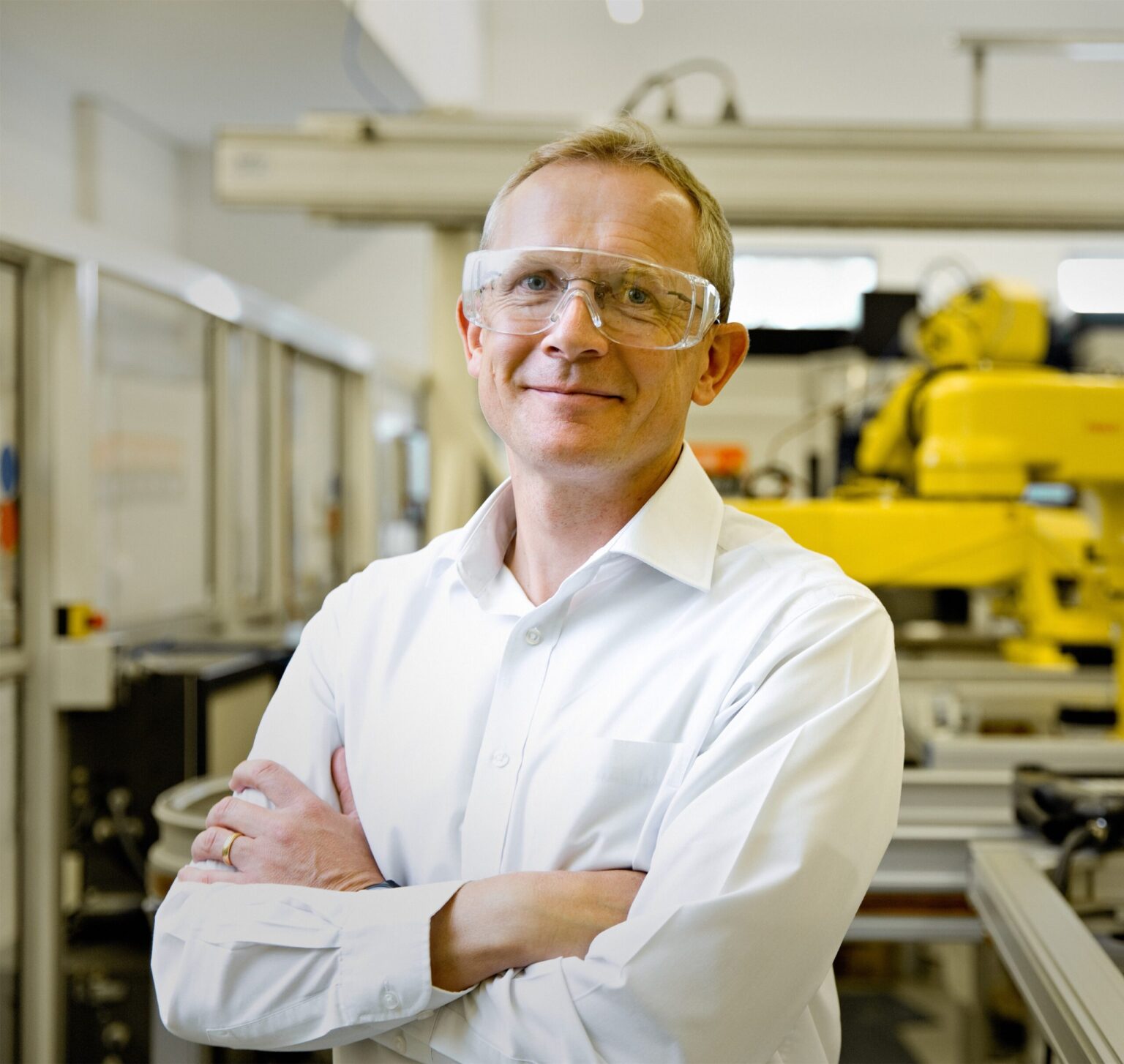 Tim Minshall - Your life is manufactured: How We Make Things, Why It ...